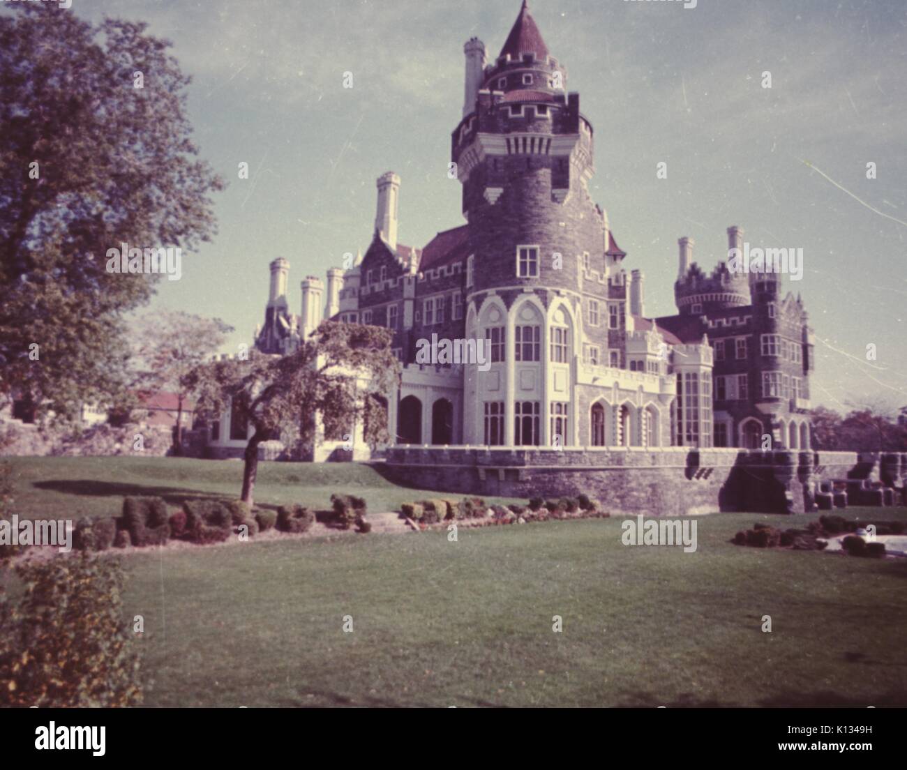 Gothic revival pattern hi-res stock photography and images - Alamy