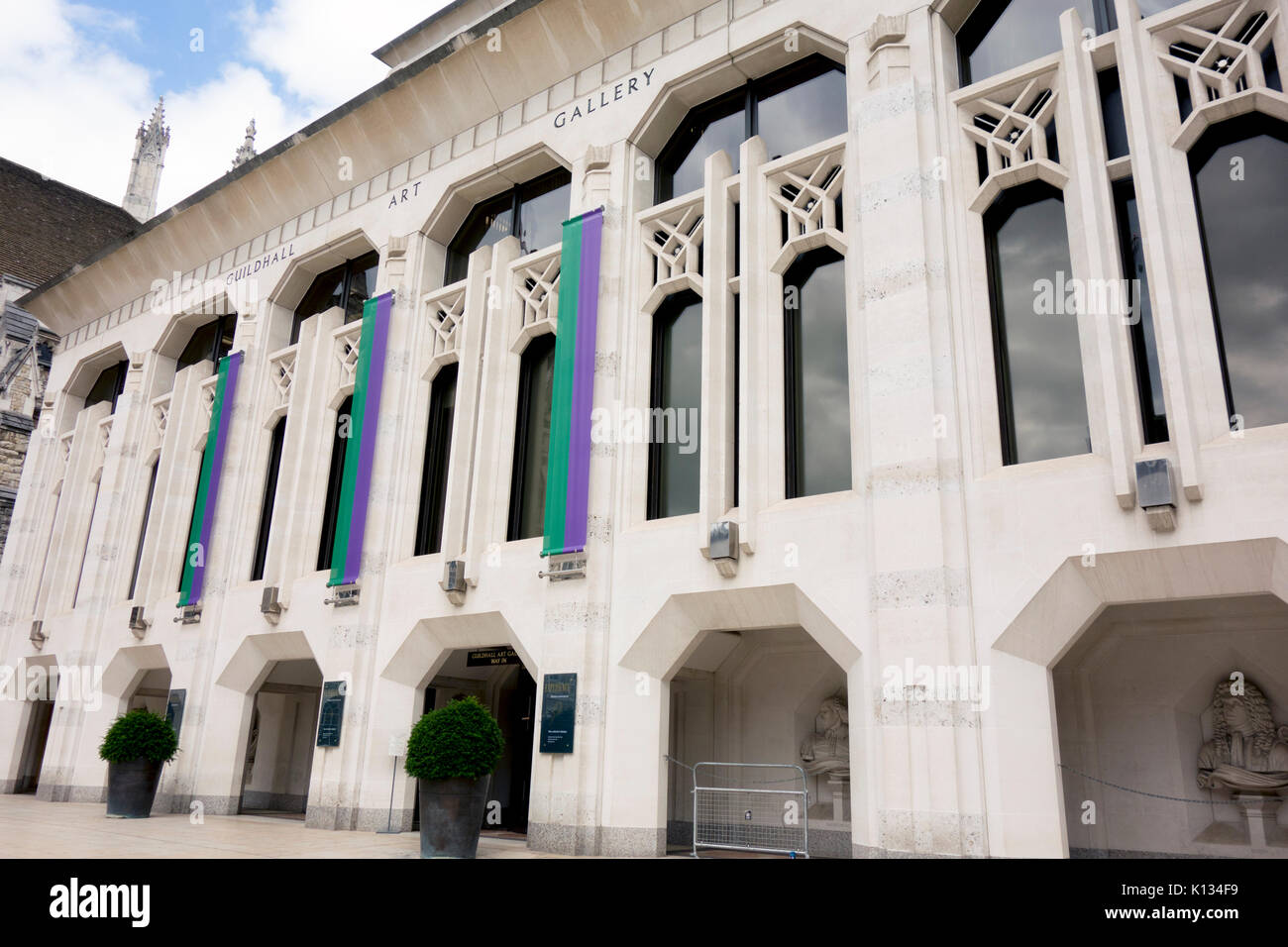 Roman amphitheatre guildhall hi-res stock photography and images - Alamy