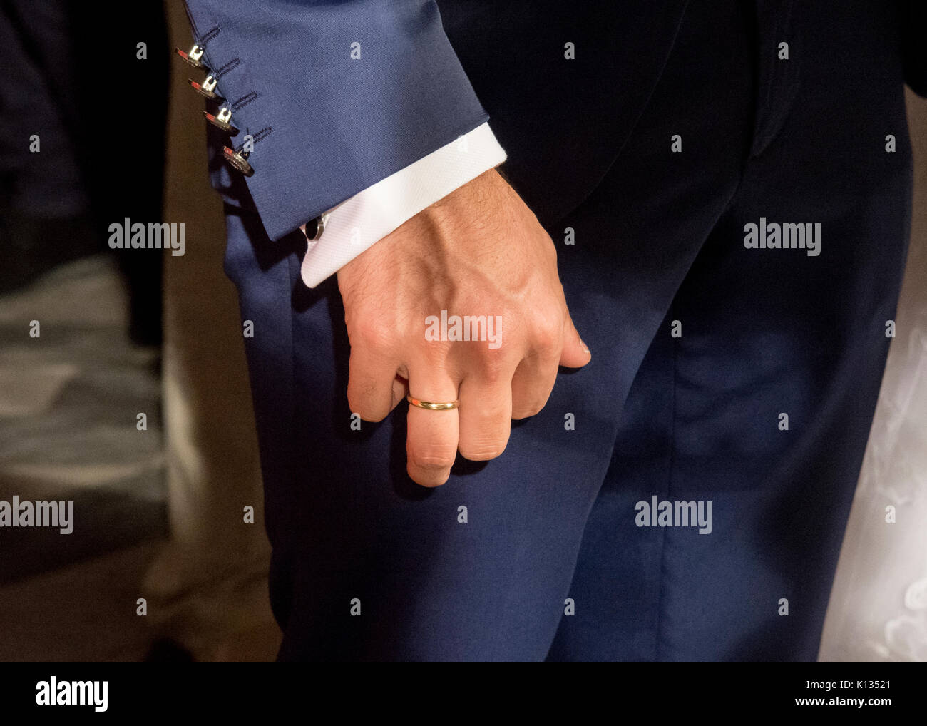 Ring suit hi-res stock photography and images - Alamy