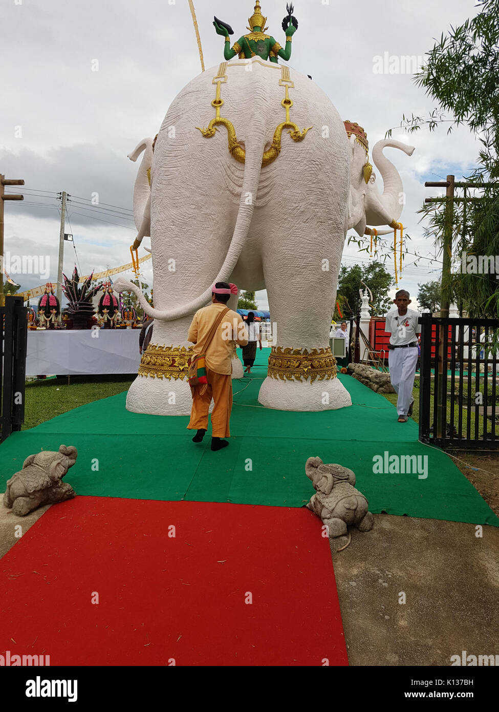 Airavata hi-res stock photography and images - Alamy