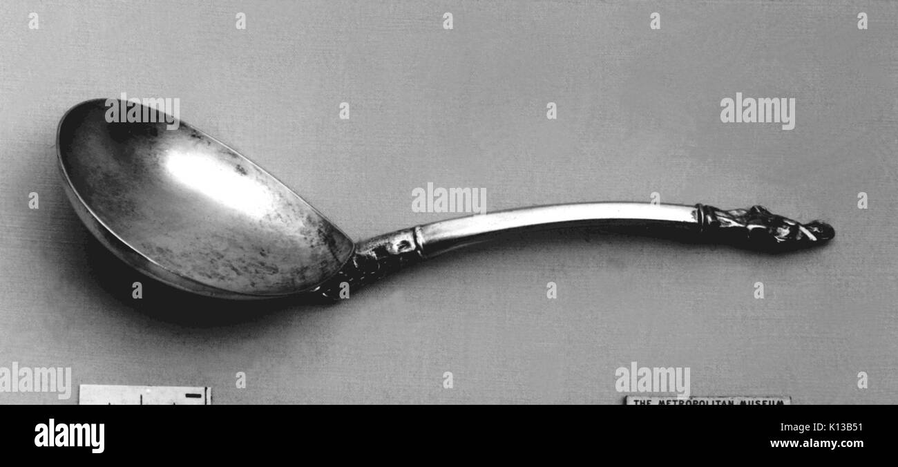 Liturgical spoon hi-res stock photography and images - Alamy