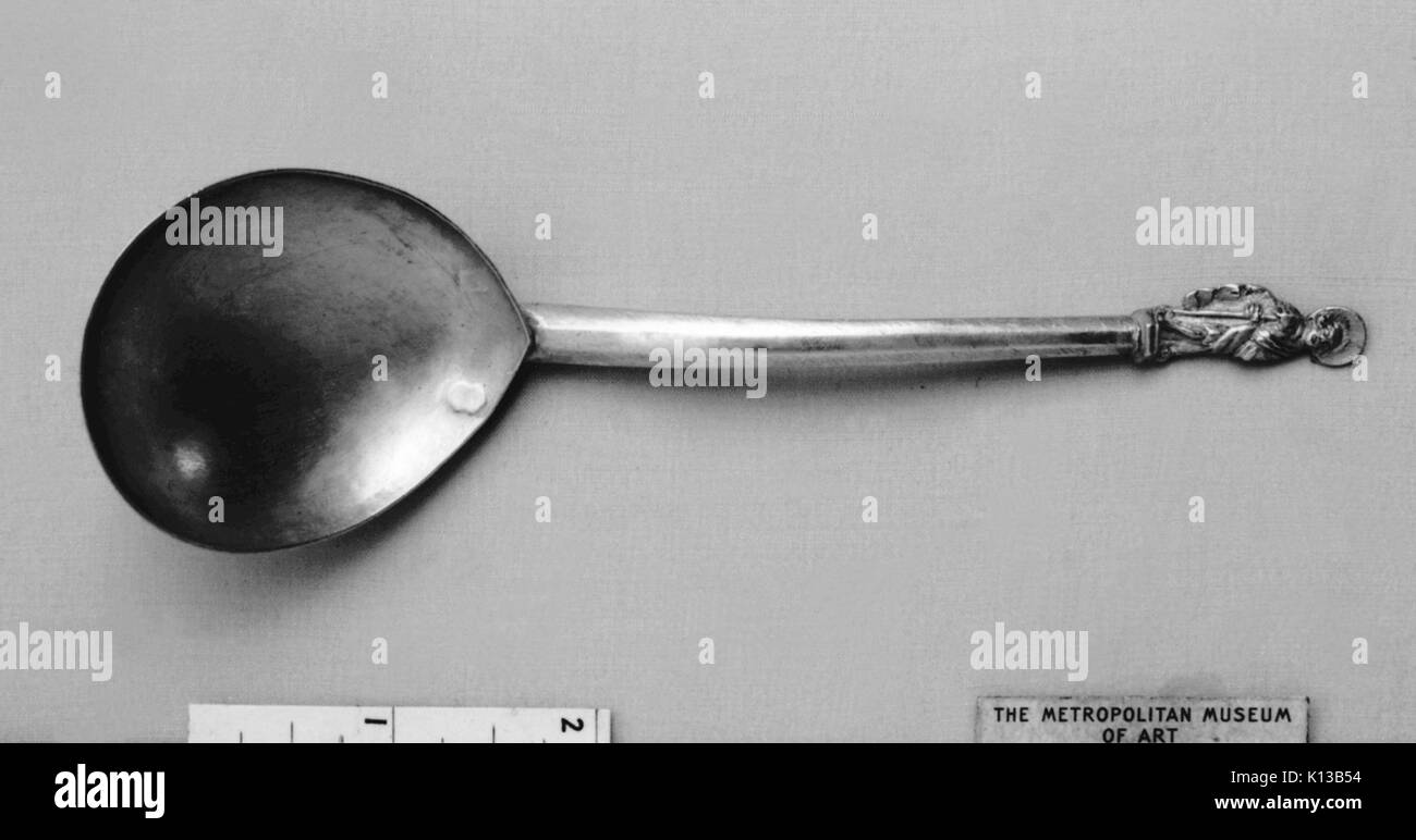 Liturgical spoon hi-res stock photography and images - Alamy