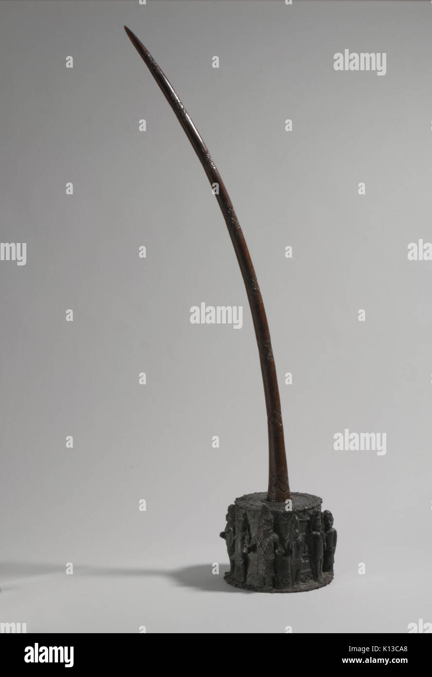 Altar tusk hi-res stock photography and images - Alamy