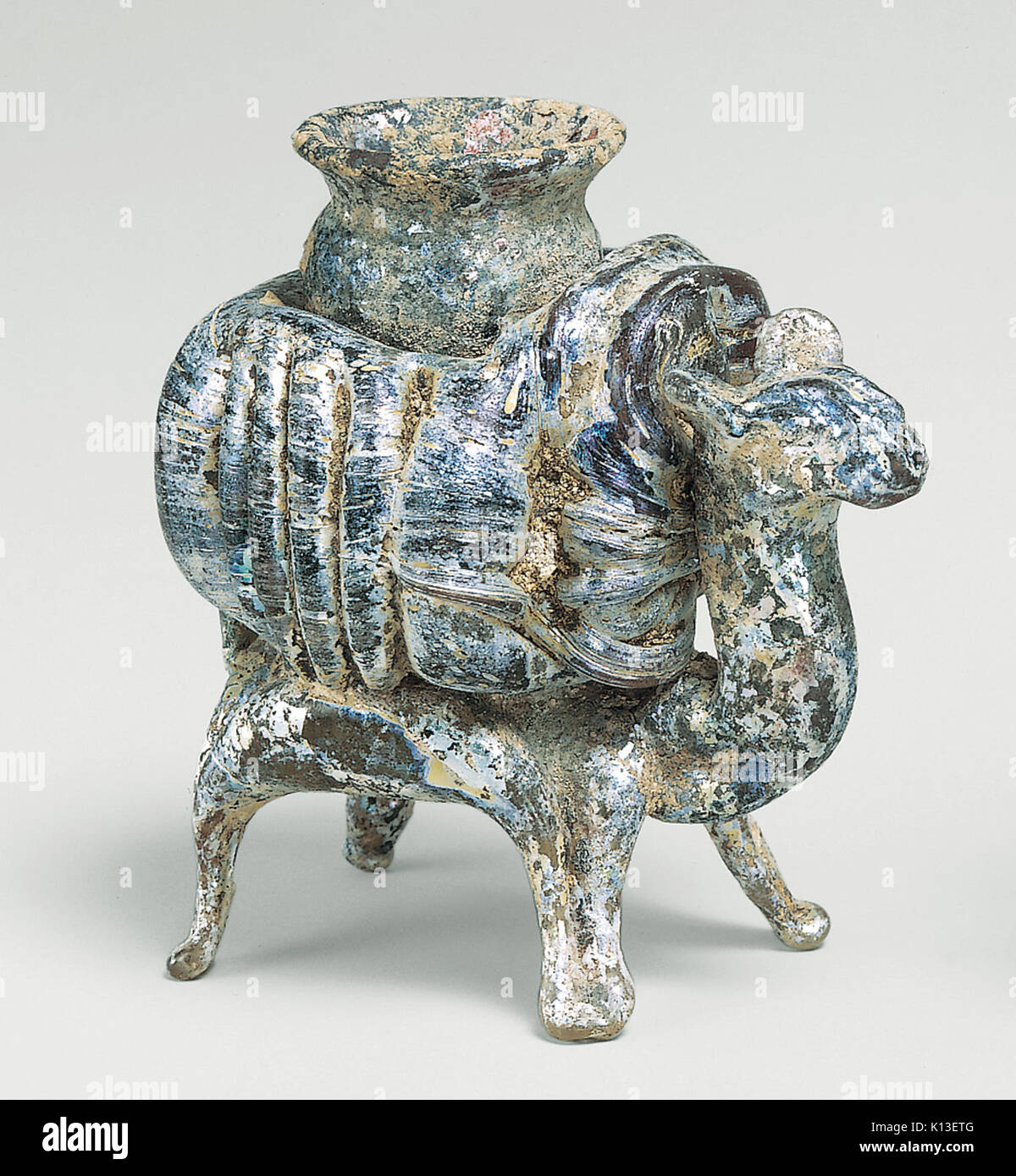 Animal flask MET h1 1999.145 Stock Photo - Alamy