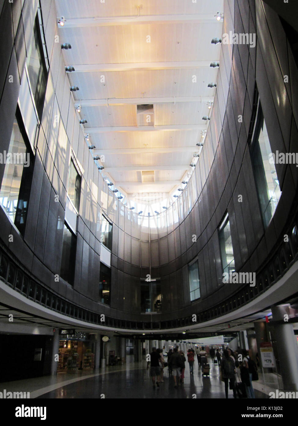 High ceiling architecture hi-res stock photography and images - Alamy