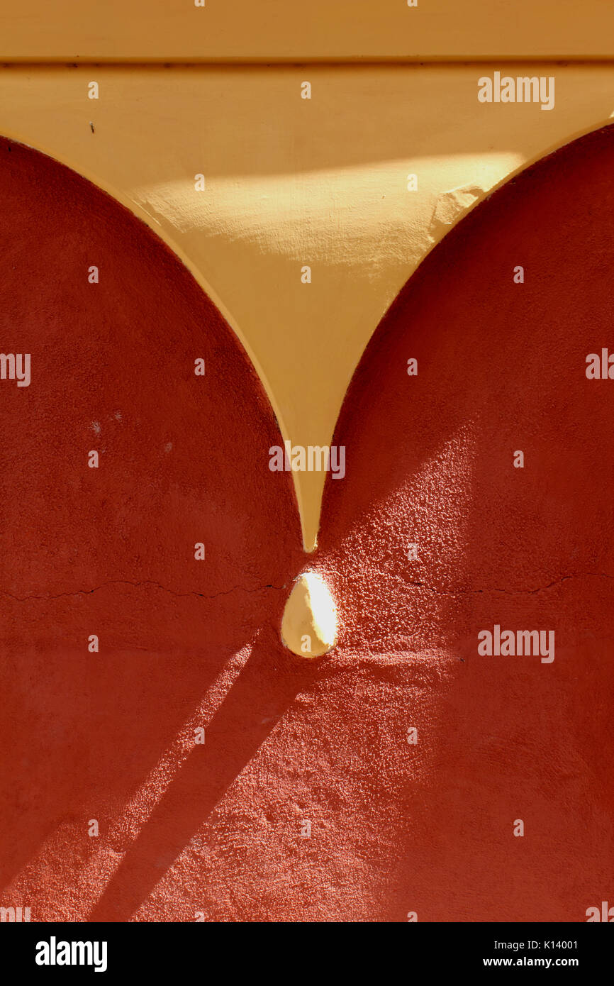 Tear drop pattern hi-res stock photography and images - Alamy
