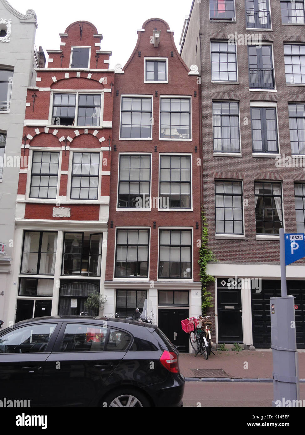 Amsterdam Rijksmonument 5628 Spuistraat 40 Stock Photo - Alamy