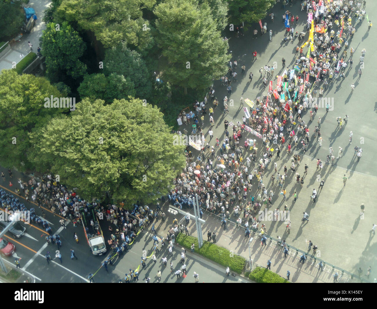 Anti nuclear weapons hi-res stock photography and images - Alamy