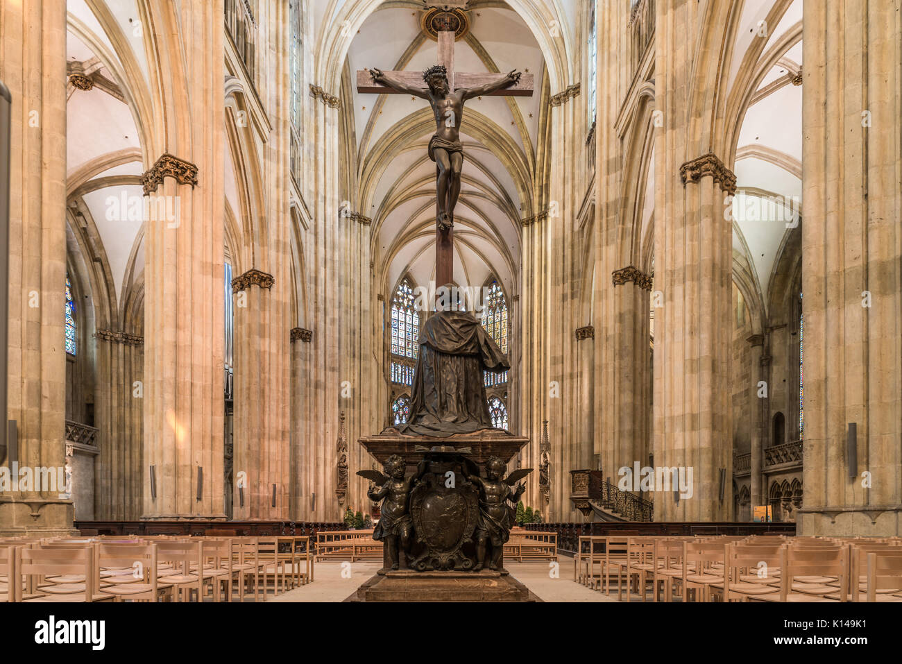 Regensburg dom inside hi-res stock photography and images - Alamy