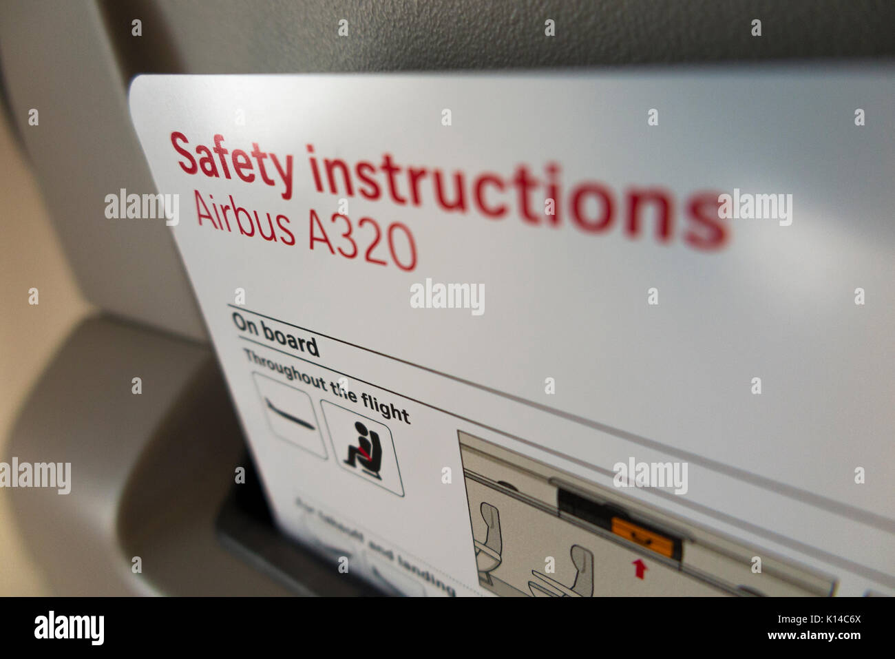 Aircraft safety and emergency information instruction / guide card ...
