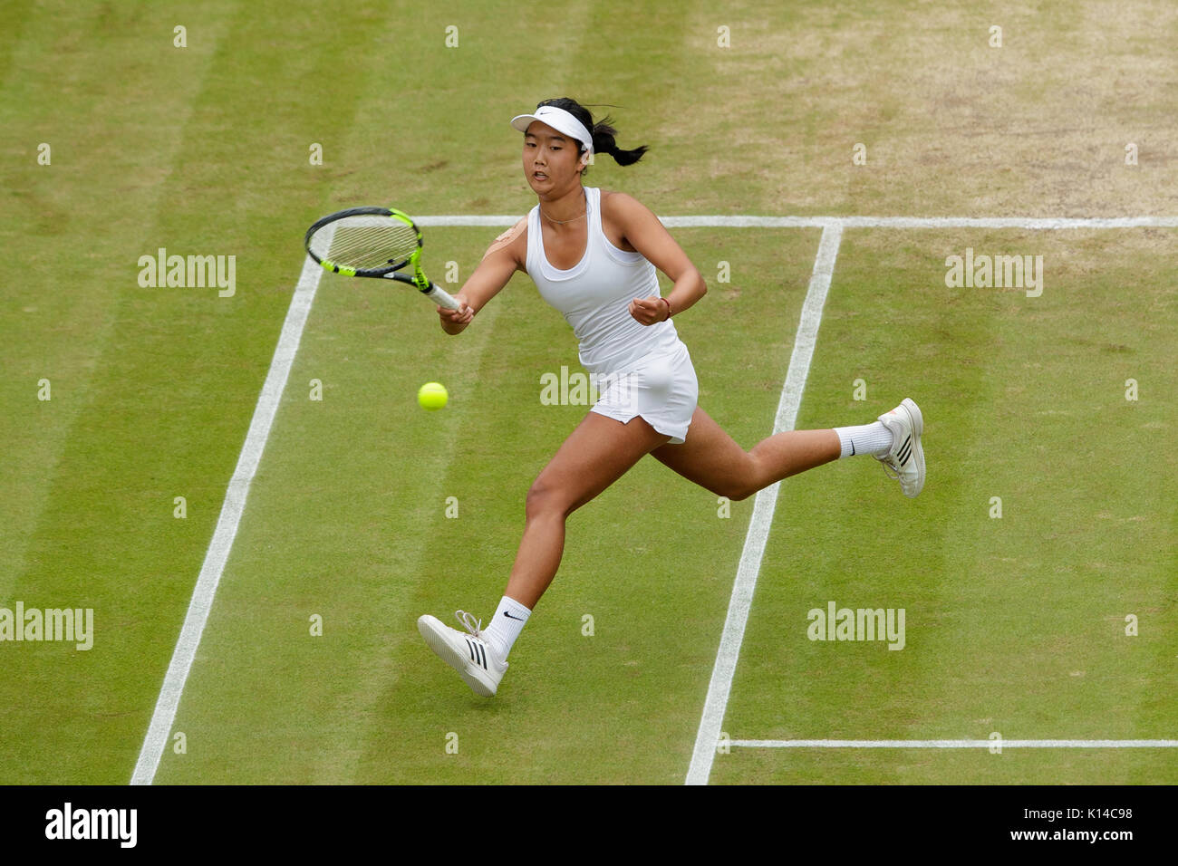 Runner up hi-res stock photography and images - Alamy