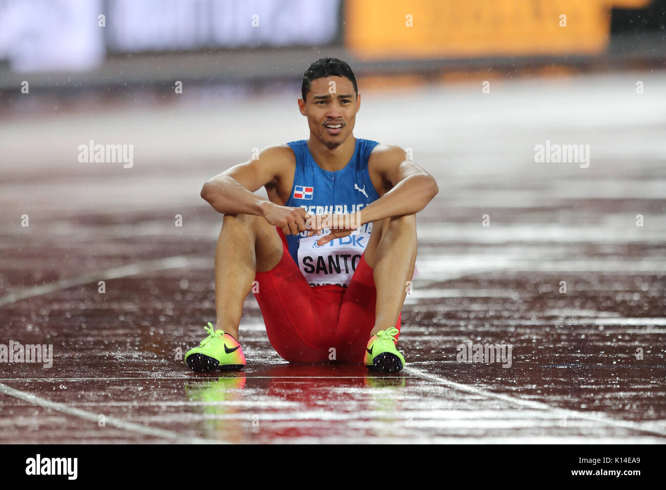 Juander SANTOS (Dominican Republic) exhausted after competing the Men's ...
