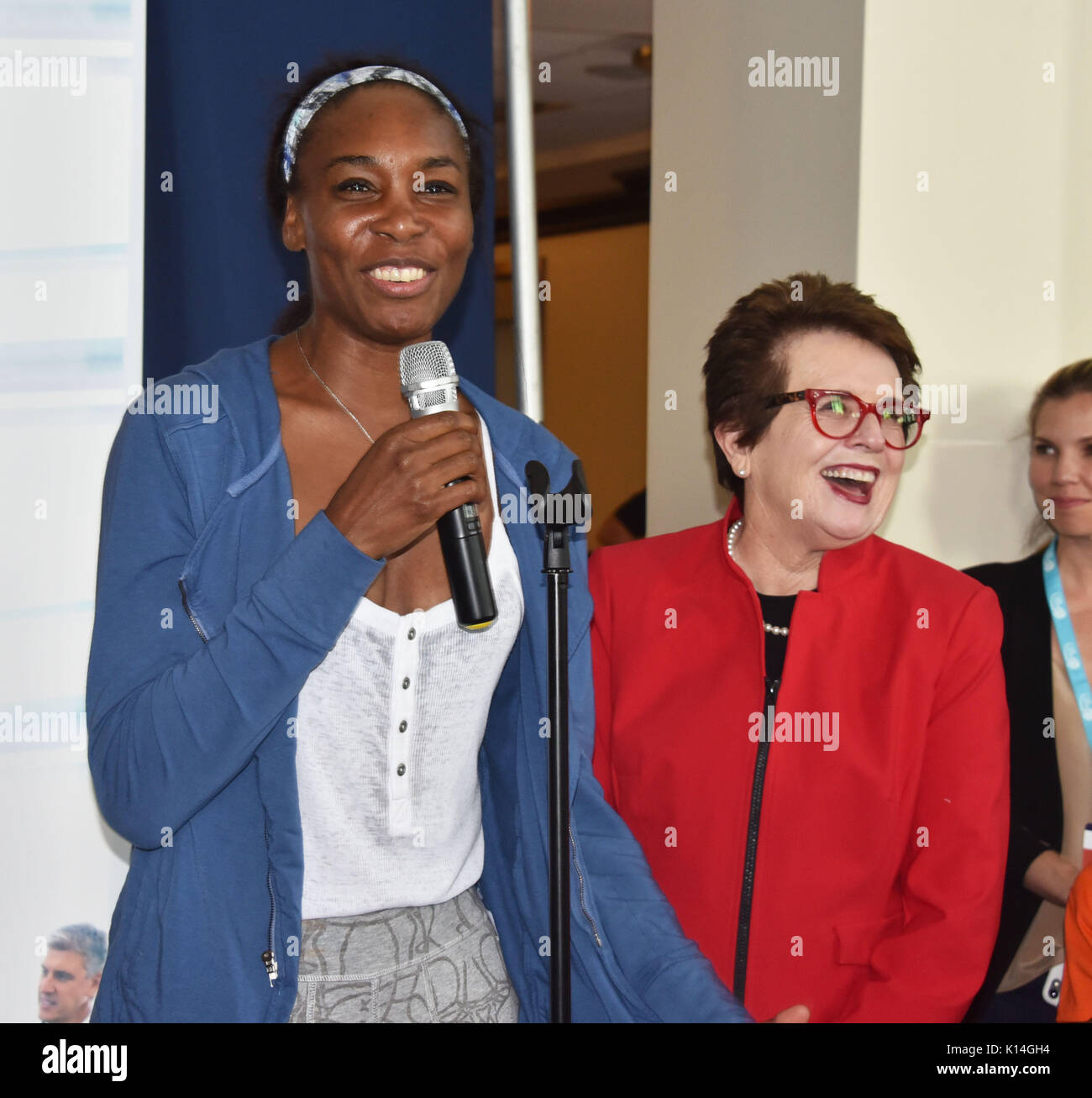 Philadelphia freedoms billie jean king hi-res stock photography and ...