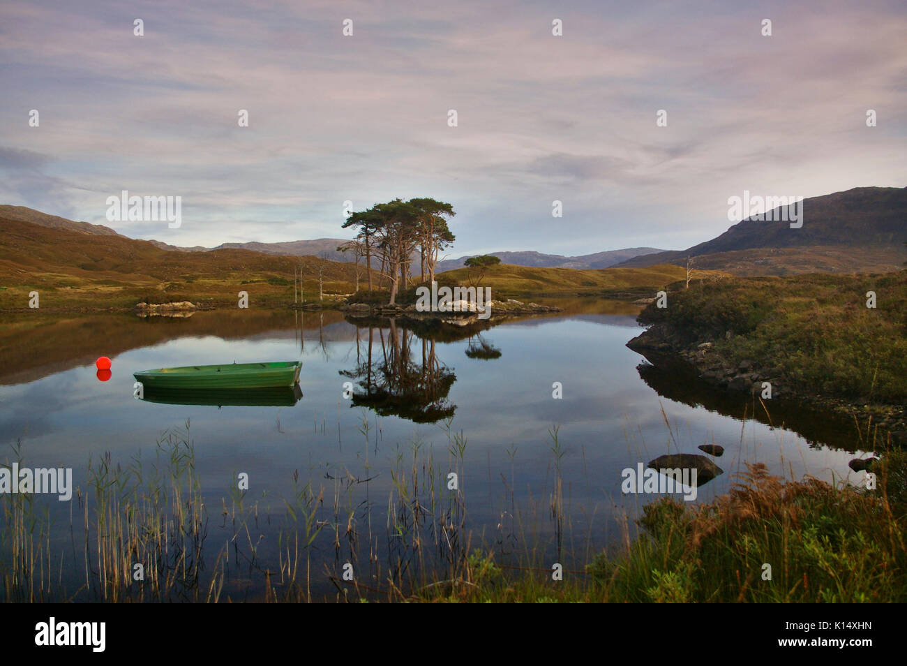 Loch assynt fishing High Resolution Stock Photography and Images - Alamy