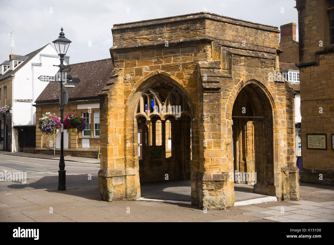 The Conduit old hexagonal stone shelter structure (scheduled ancient ...