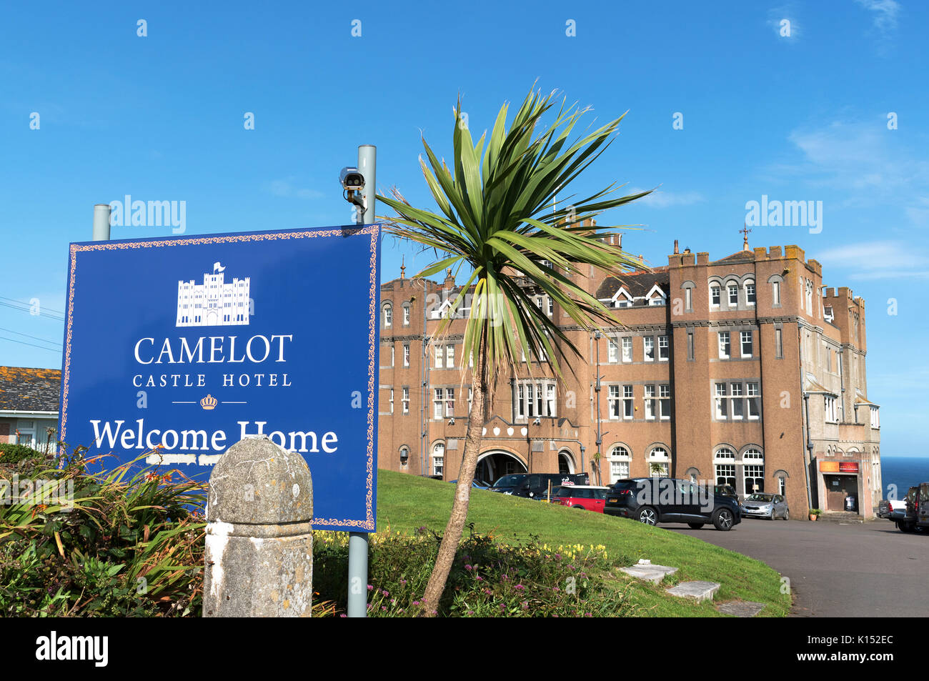 Camelot castle hotel hi-res stock photography and images - Alamy