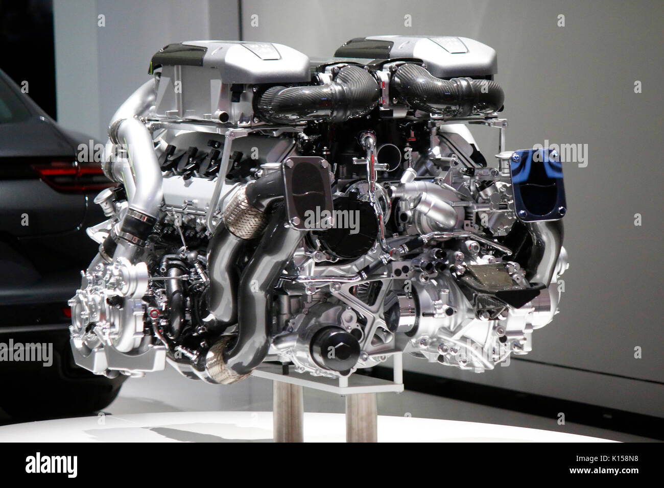 Auto motor hi-res stock photography and images - Alamy