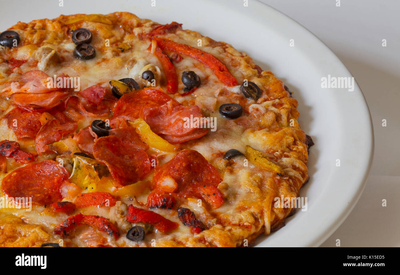 Supreme Pizza top with pepperoni,sausage,bacon,bell peppers,onion and ...