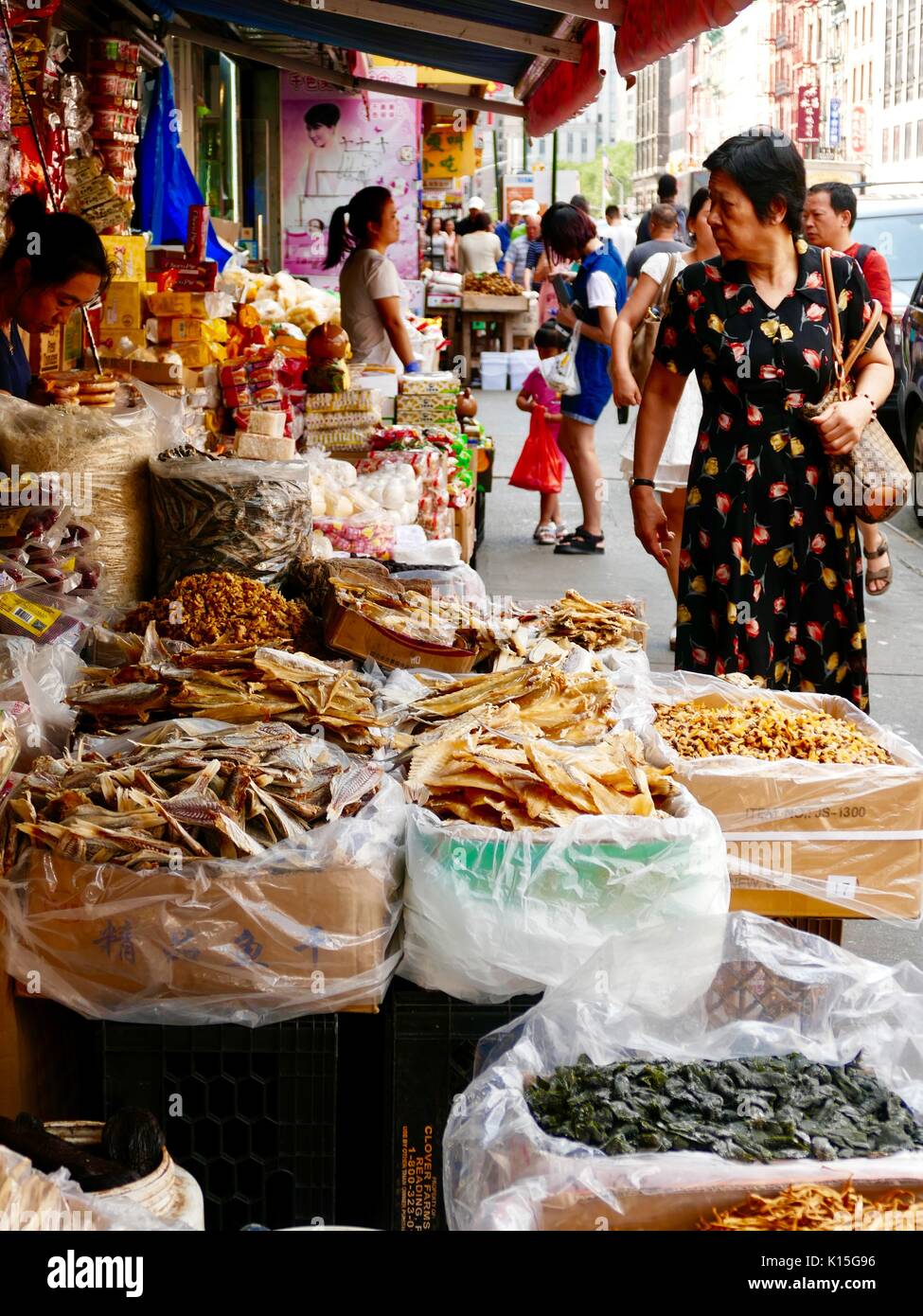 Chinese foods hi-res stock photography and images - Alamy