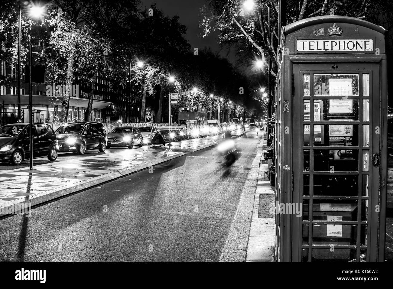 London street view with red Telephone booth - LONDON / ENGLAND ...