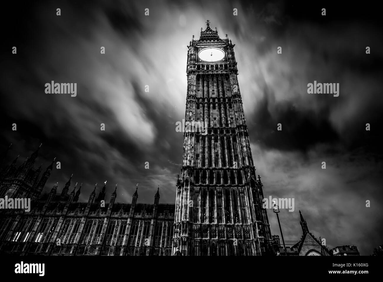 Queen Elizabeth Tower with Big Ben at night Stock Photo - Alamy