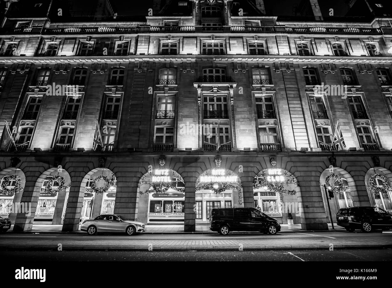 Famous Ritz Hotel in London - LONDON / ENGLAND - DECEMBER 6, 2017 Stock ...