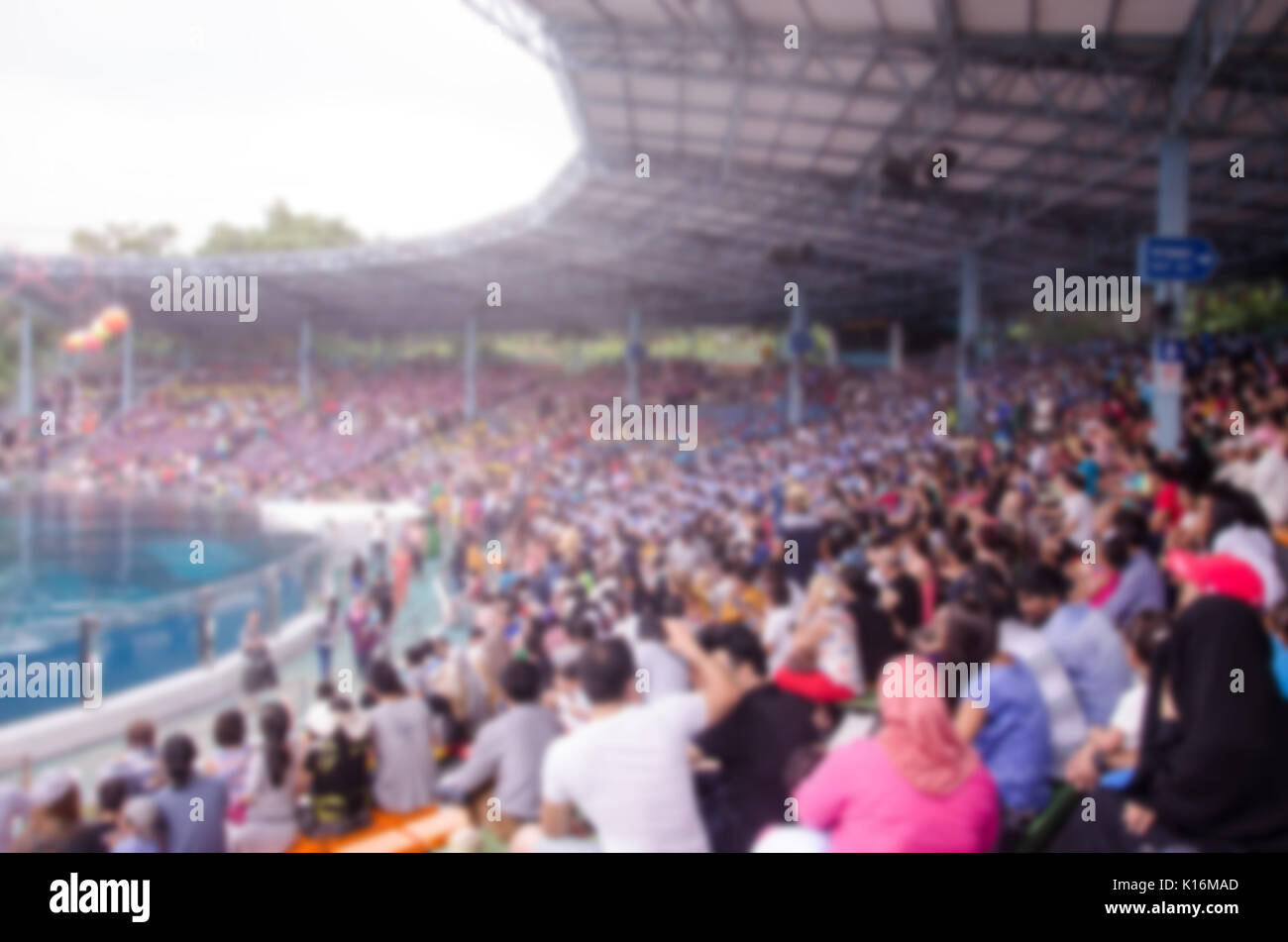 Stadium background crowd hi-res stock photography and images - Alamy