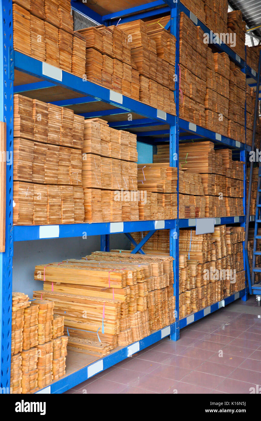 Lumber warehouse hi-res stock photography and images - Alamy