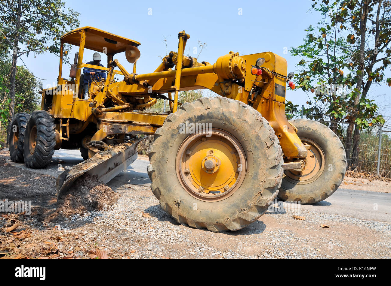 Graders tractor hi-res stock photography and images - Alamy