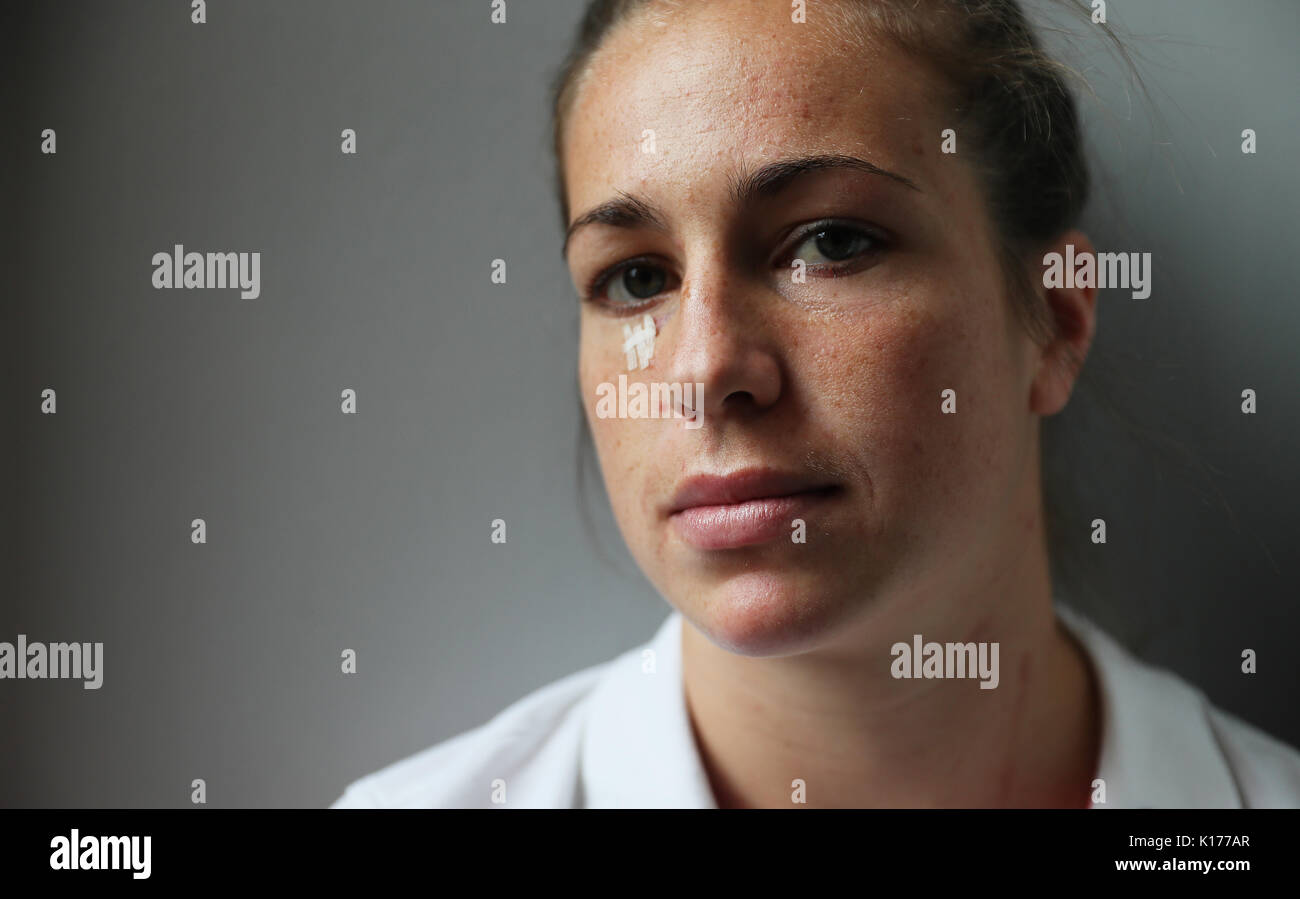 Englands emily scarratt poses for hi-res stock photography and images ...