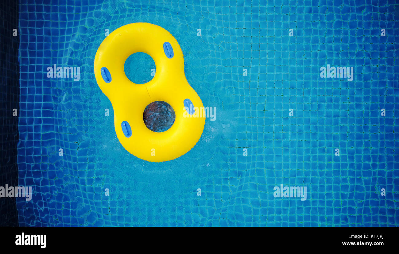 Empty swimming pool aerial hi-res stock photography and images - Alamy