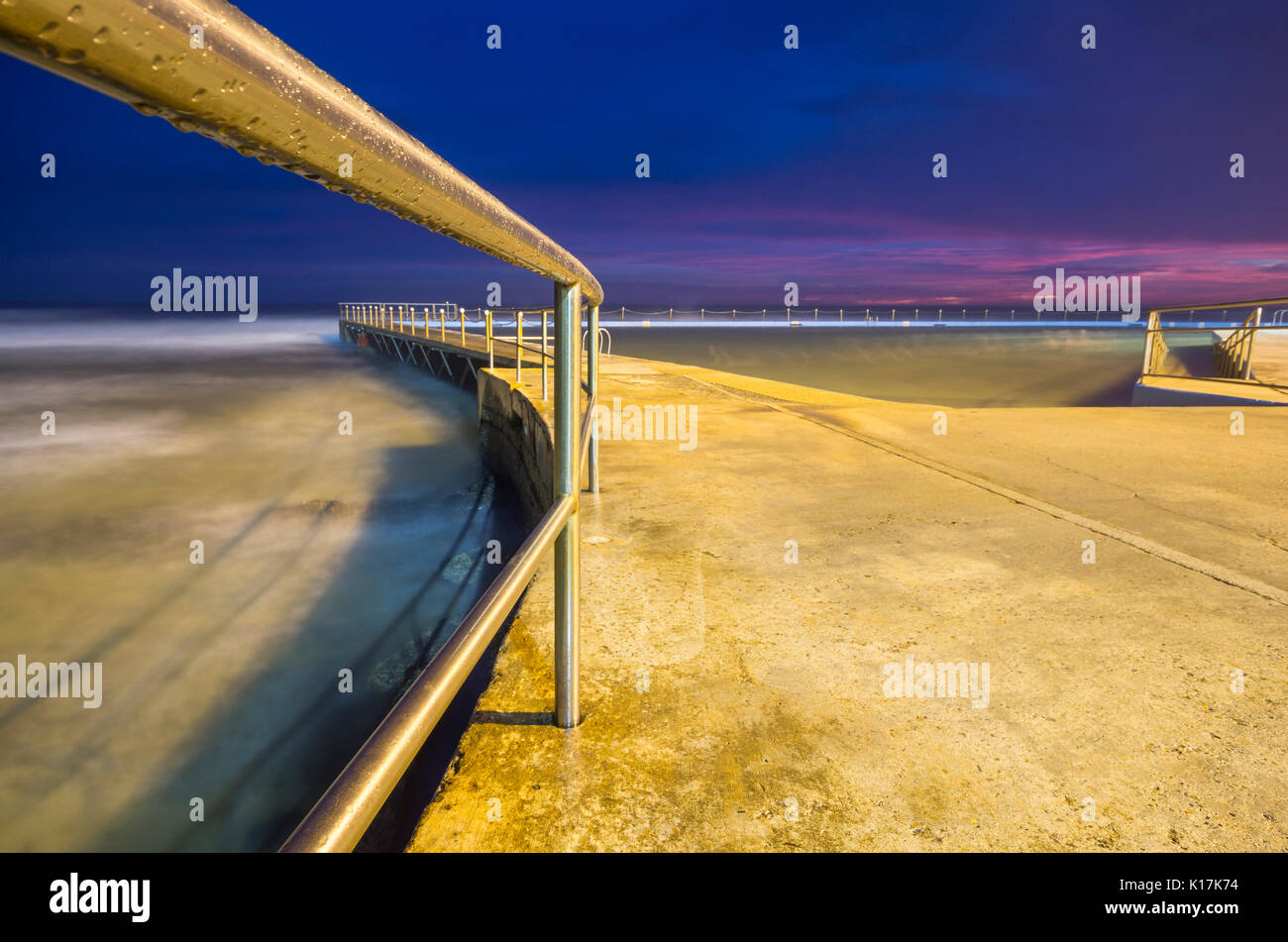 Collaroy Rockpool before sunrise, Northern Beaches, Sydney, NSW ...