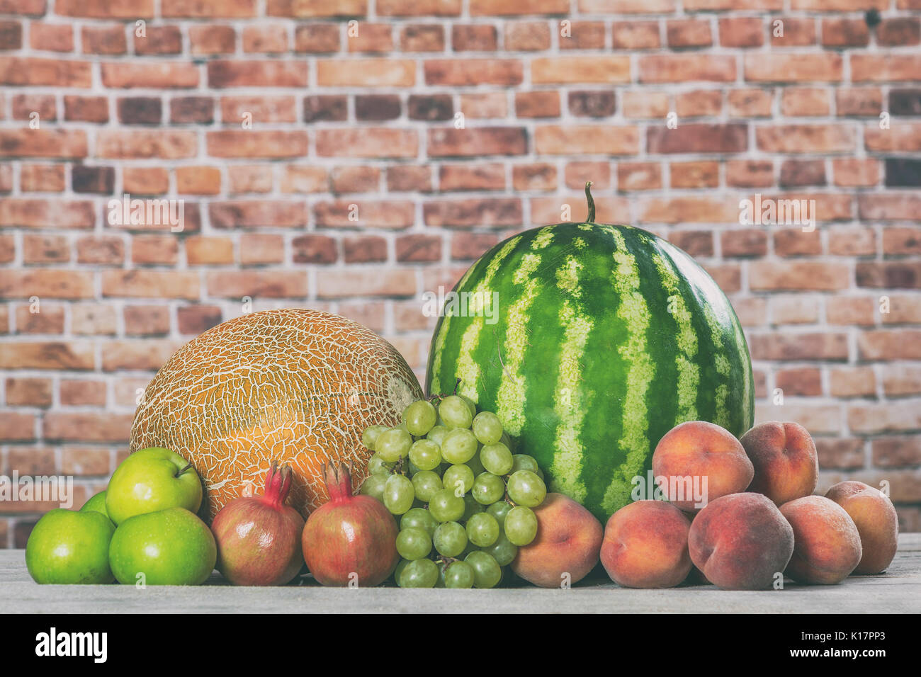 Organic fruits hi-res stock photography and images - Alamy
