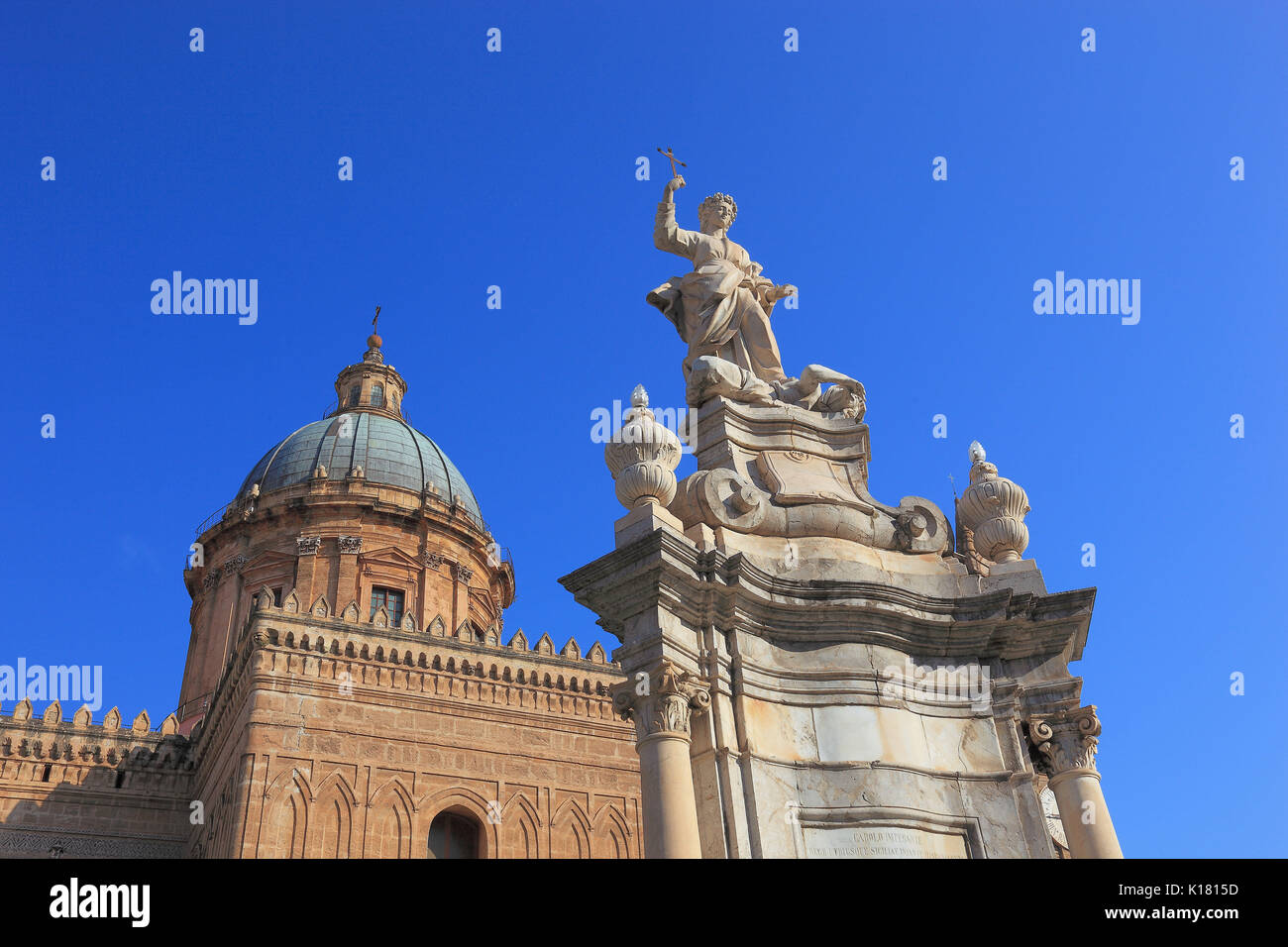 Architectural style arabian norman hi-res stock photography and images ...