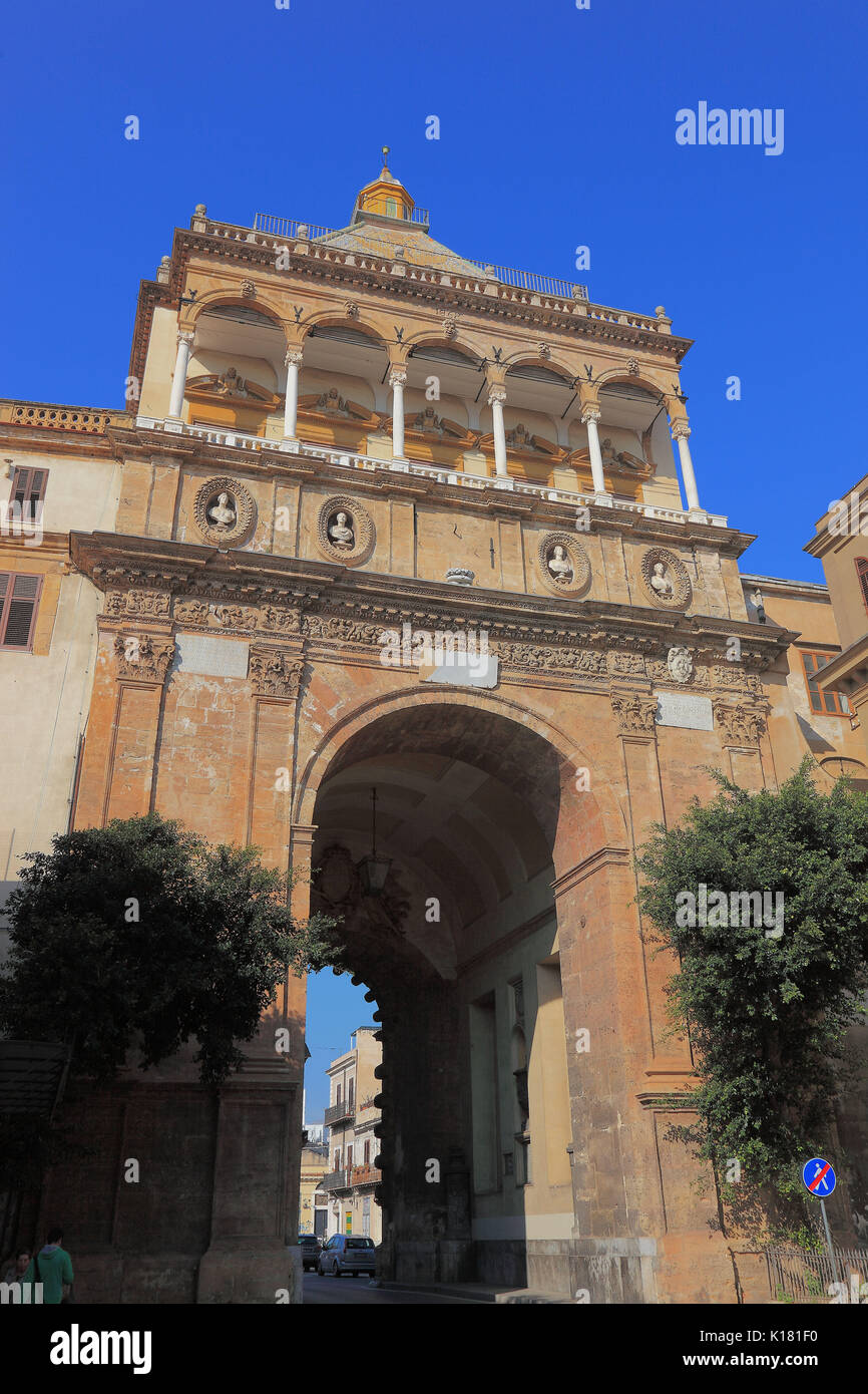 Sicily, City of Palermo, Porta Nuova, New Gate, city gate at the north ...