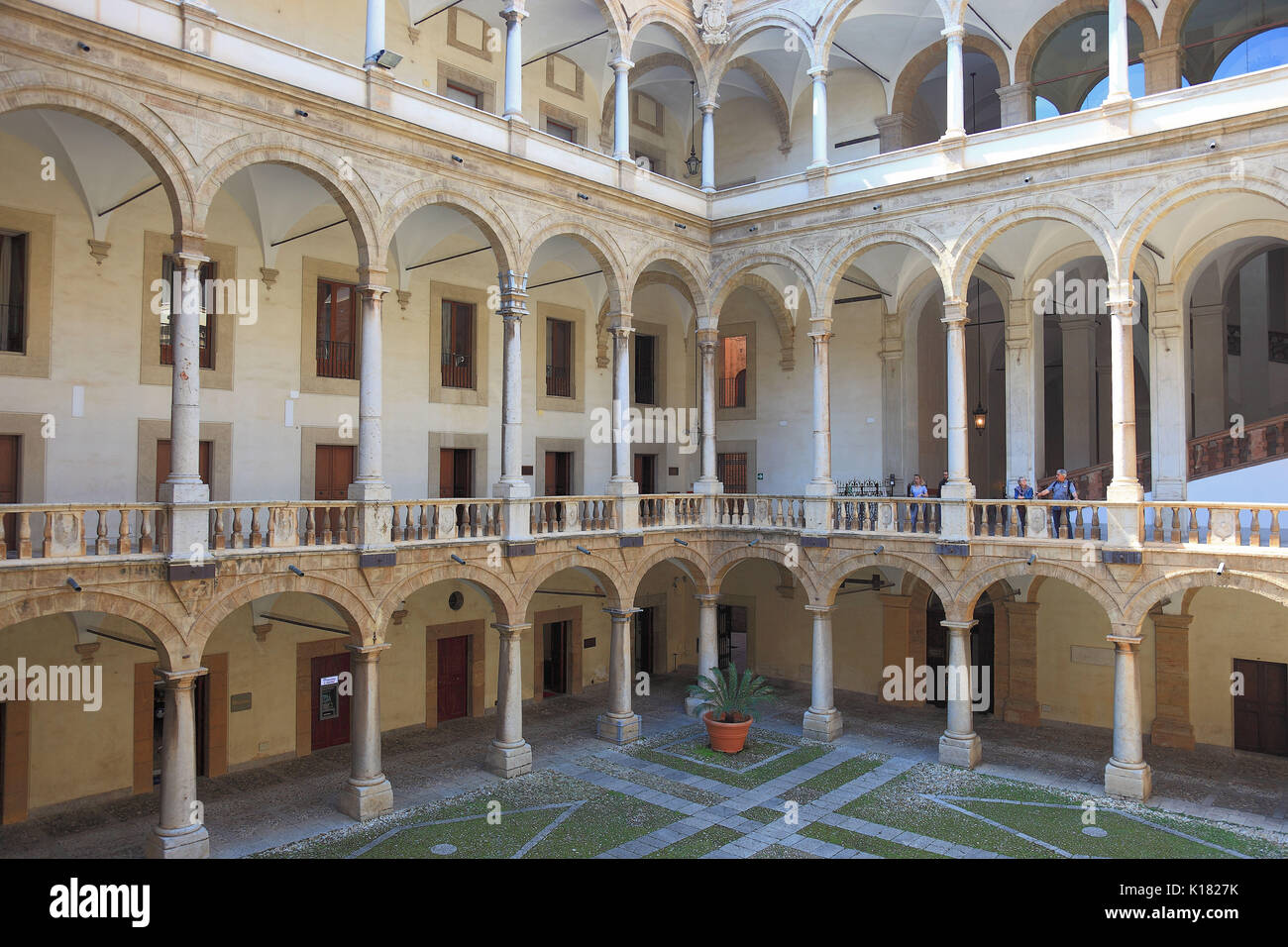 Palermo castles hi-res stock photography and images - Alamy