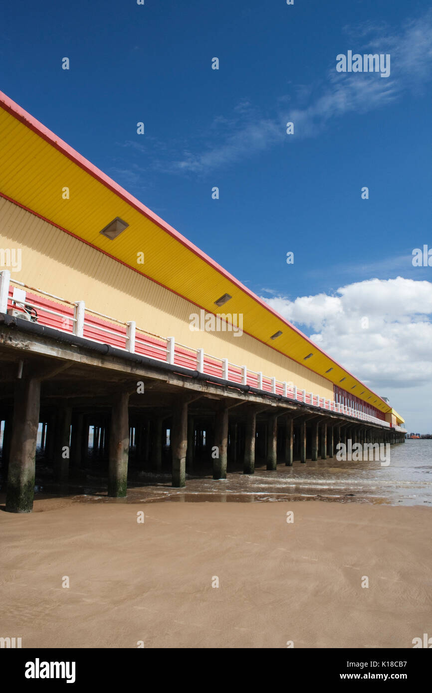 Pier at Walton-on-the-Naze Essex, England Stock Photo - Alamy