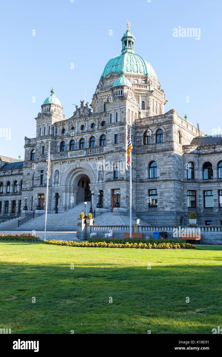Government street victoria bc hi-res stock photography and images - Alamy