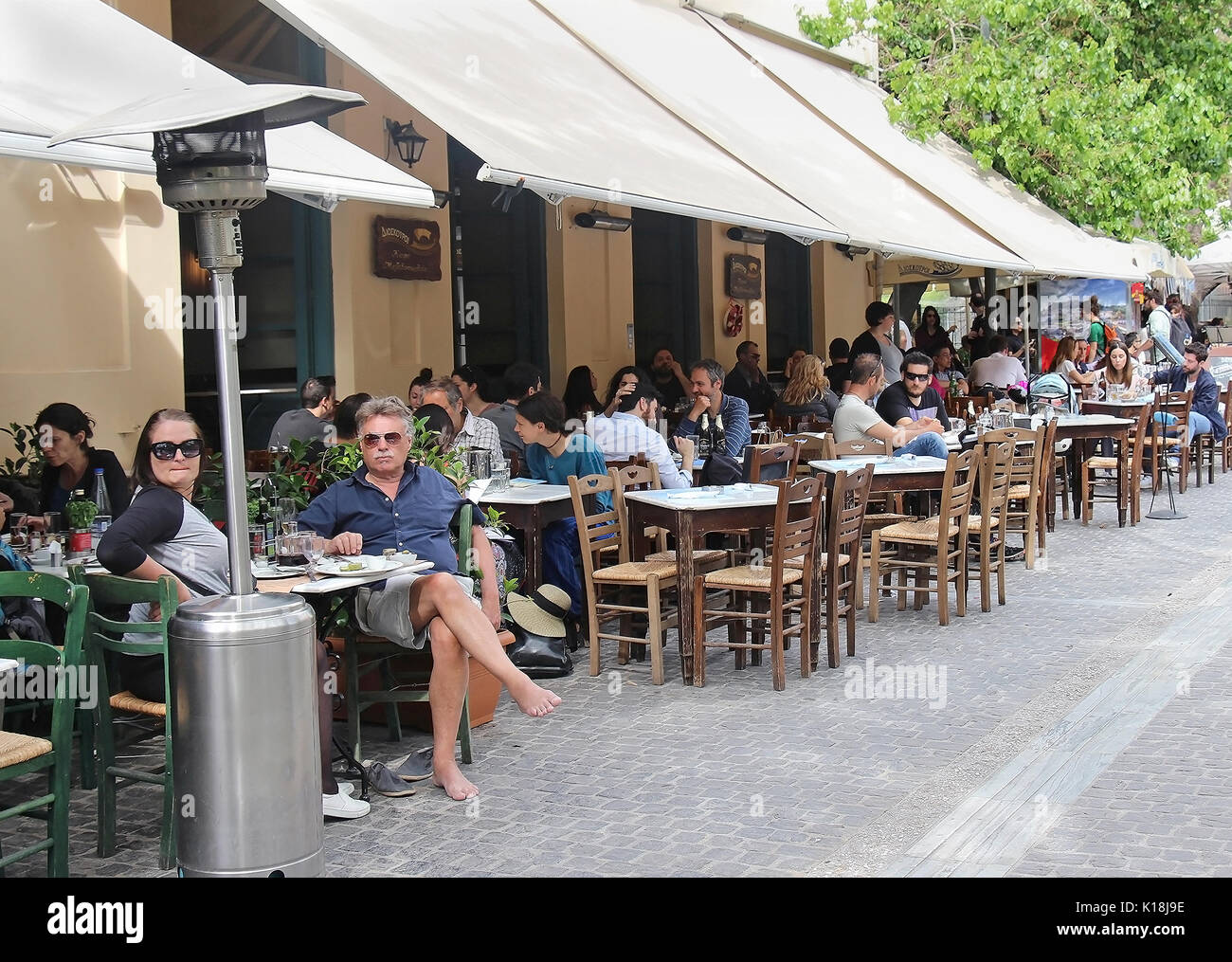 Greek coffee shop hi-res stock photography and images - Alamy