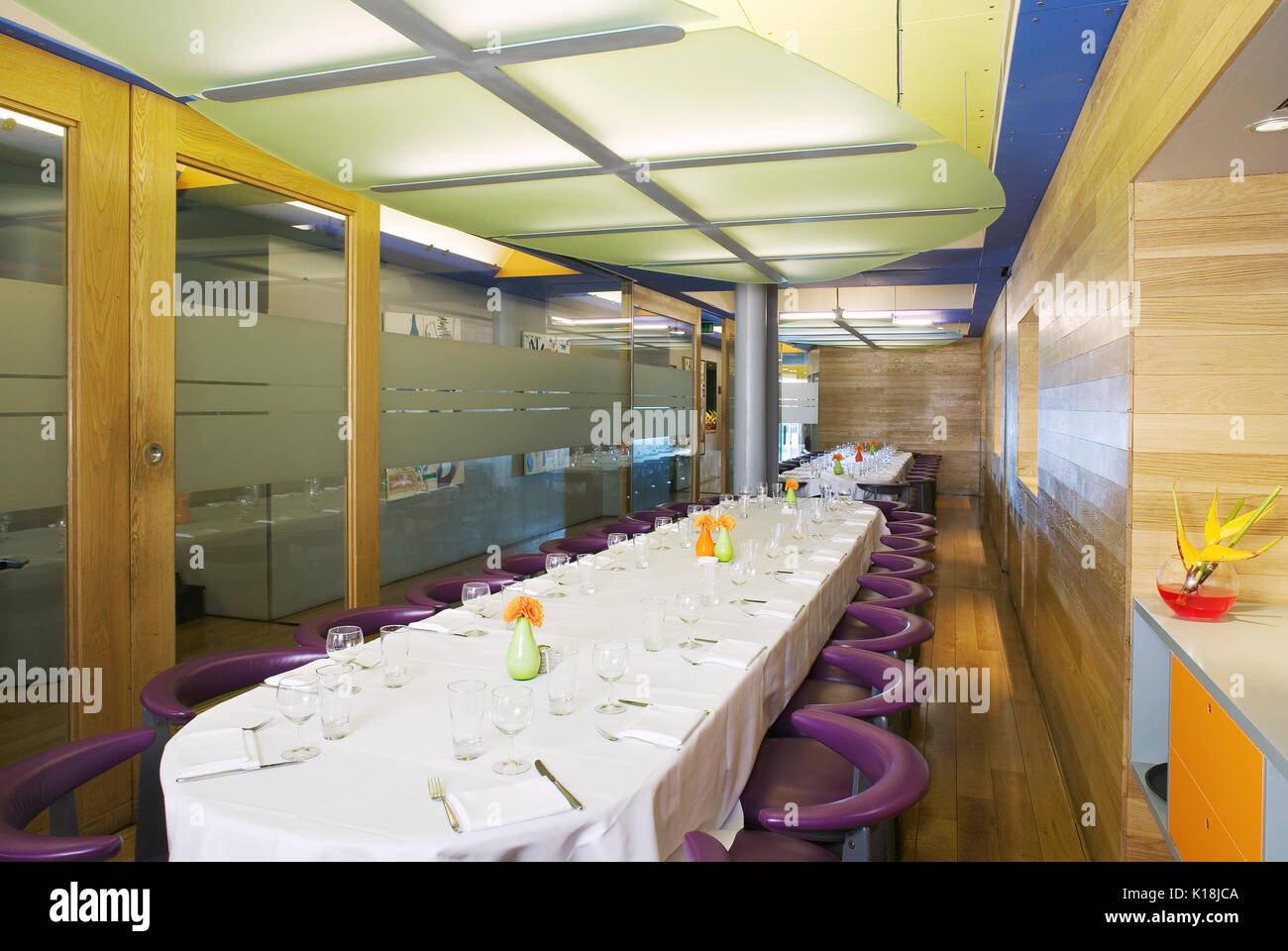 Bank Restaurant Westminster London Stock Photo - Alamy