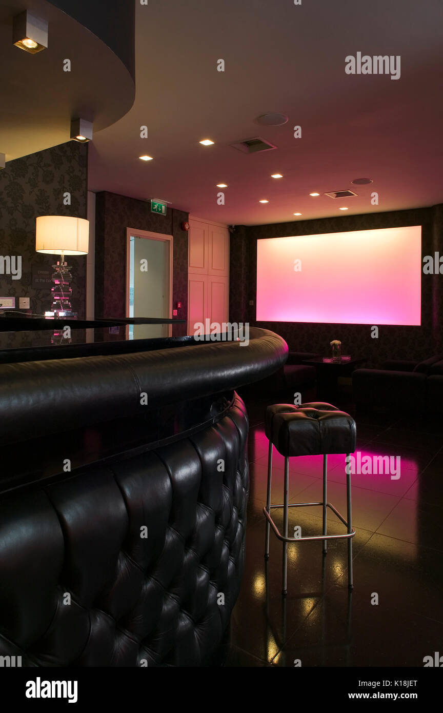 Bank Restaurant Westminster London Stock Photo - Alamy