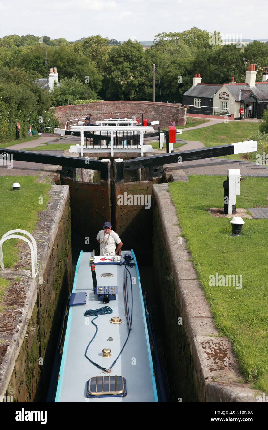 Foxton lock hi-res stock photography and images - Alamy