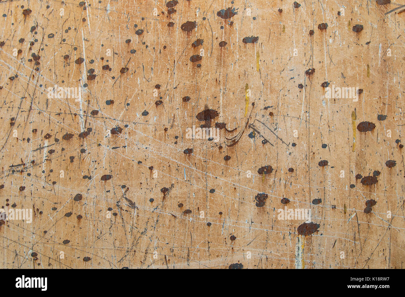 Rust at white painted metal Stock Photo - Alamy