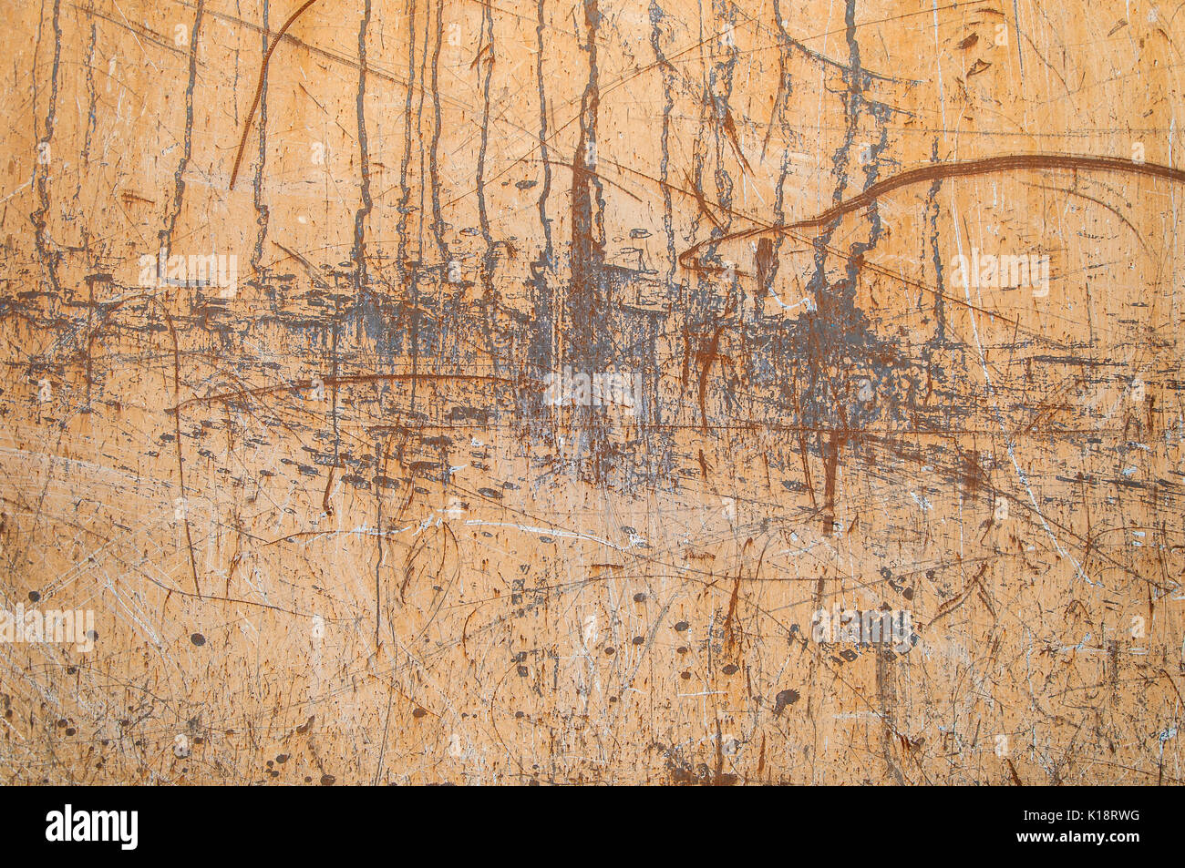 Rust at white painted metal Stock Photo - Alamy