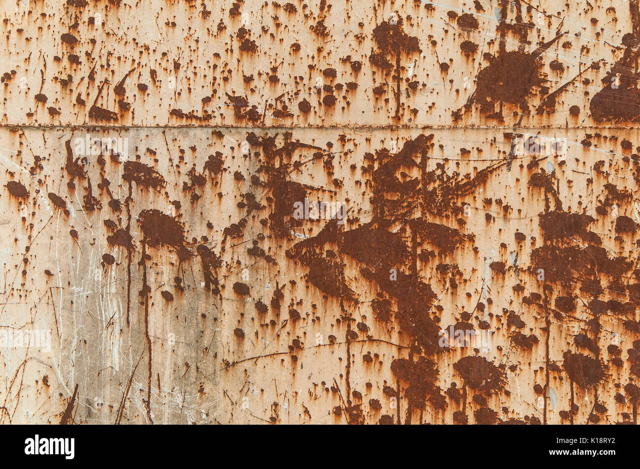 Rust at white painted metal Stock Photo - Alamy