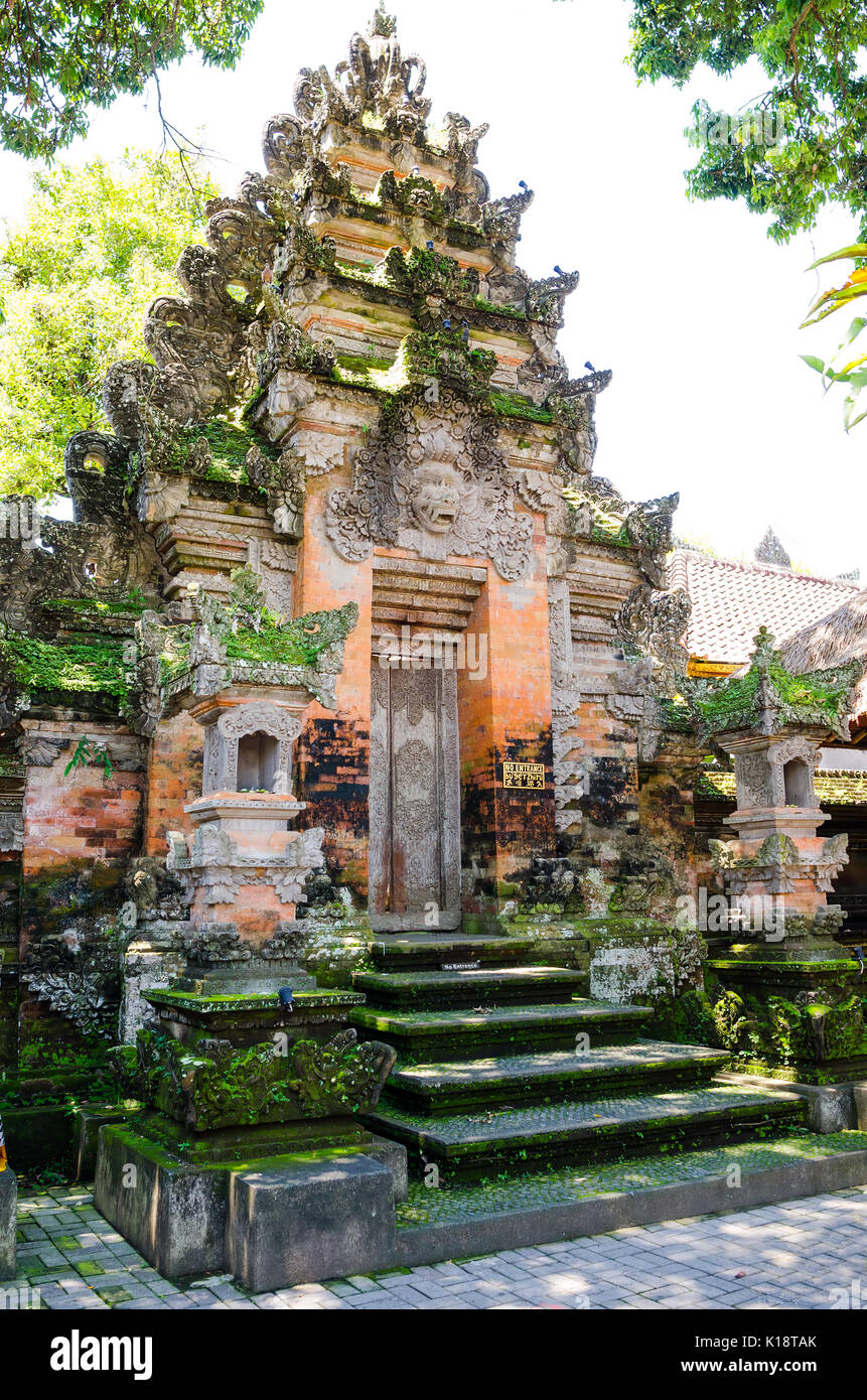 Ubud palace, Bali - Inside the Ubud palace, Bali, Indonesia Stock Photo ...
