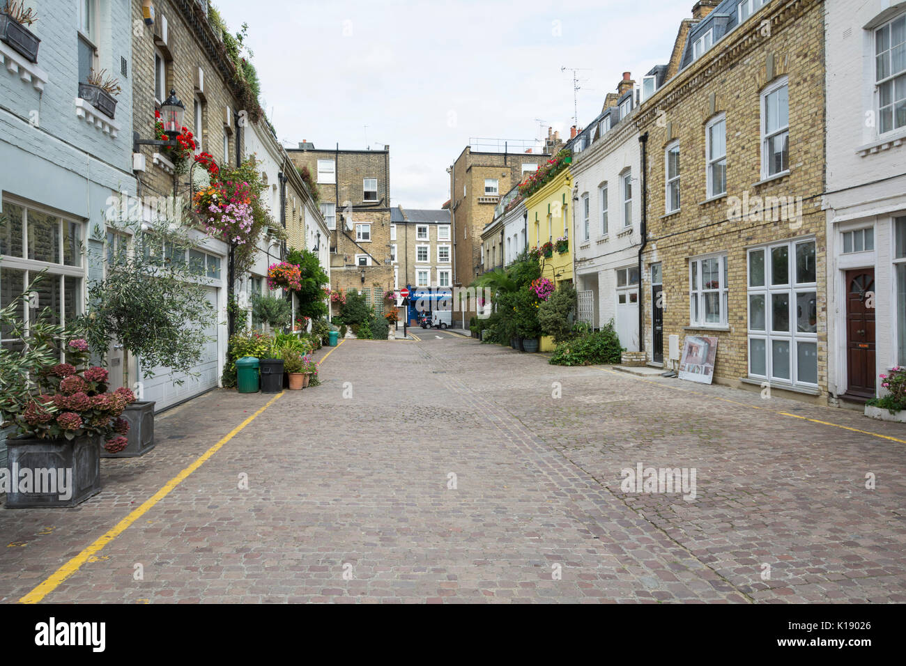 Quaint housing in Spear Mews in London's Earl's Court area, UK Stock ...