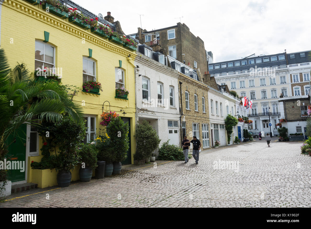 Quaint housing in Spear Mews in London's Earl's Court area, UK Stock ...