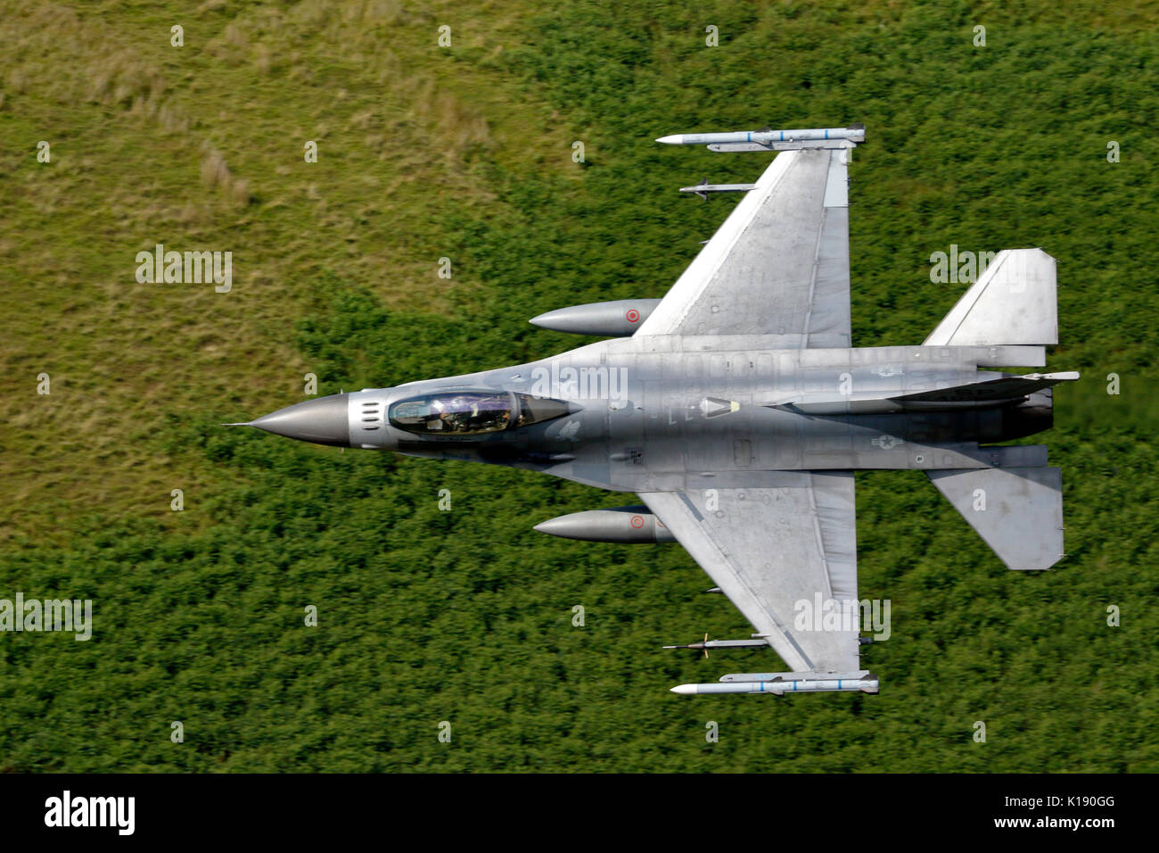 General Dynamics F-16C Fighting Falcon, 480th FS, 52nd FW, USAF based ...