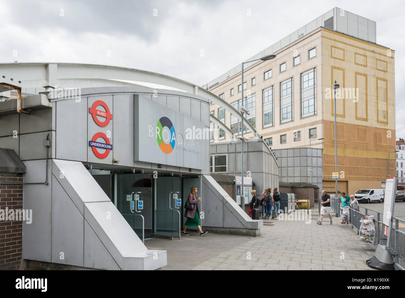 Broadway shopping centre hammersmith hi-res stock photography and ...